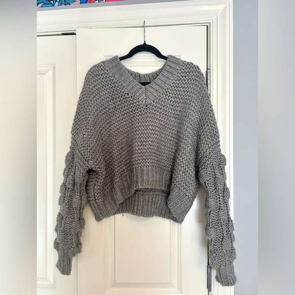 Elan | Sweaters | Elan Grey Knit Sweater Fits A Small | Poshmark